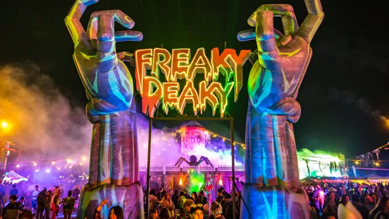 freaky deaky girls dressed like bats